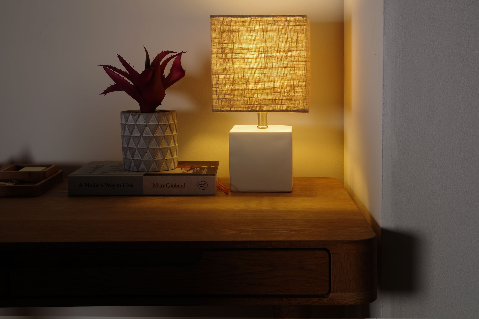 Let there be light: top 5 tips for home lighting this autumn – Futon ...